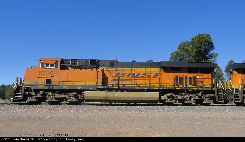 BNSF 6726